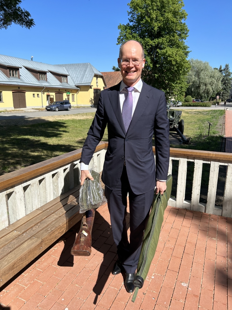 Sorainen supports national defenders